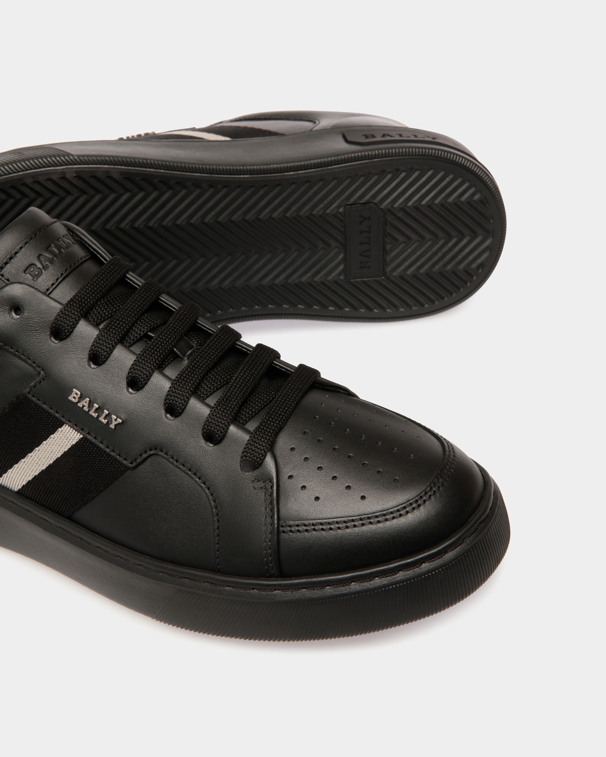 Men's Black Moony Leather Sneakers In Black | Bally Global US