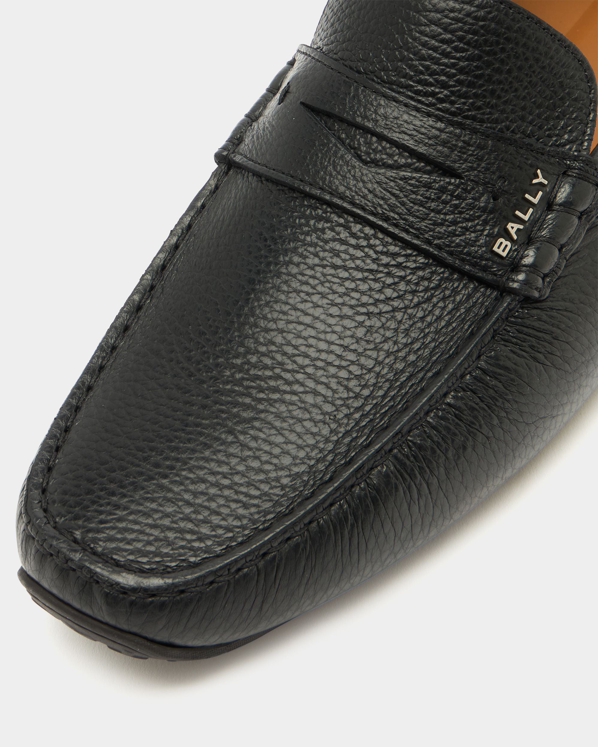 Men's Black Pilot Driver in Black Grained Leather | Bally Global