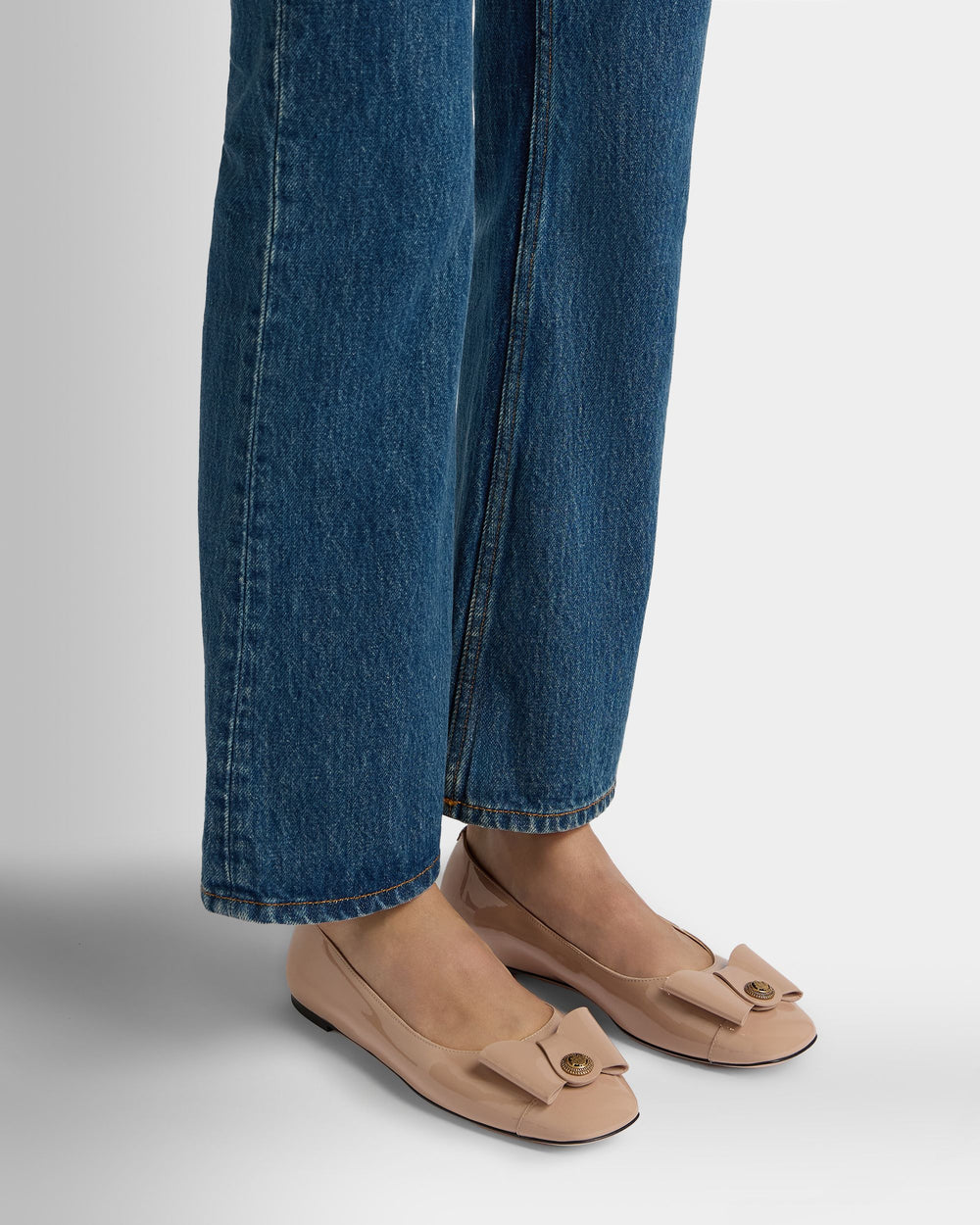 Women's Beige B-Bow Flat in Light Beige Leather | Bally Global US