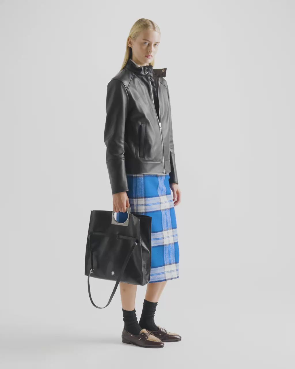 Women's Black Anni Foldable Tote in Black Leather | Bally Global US